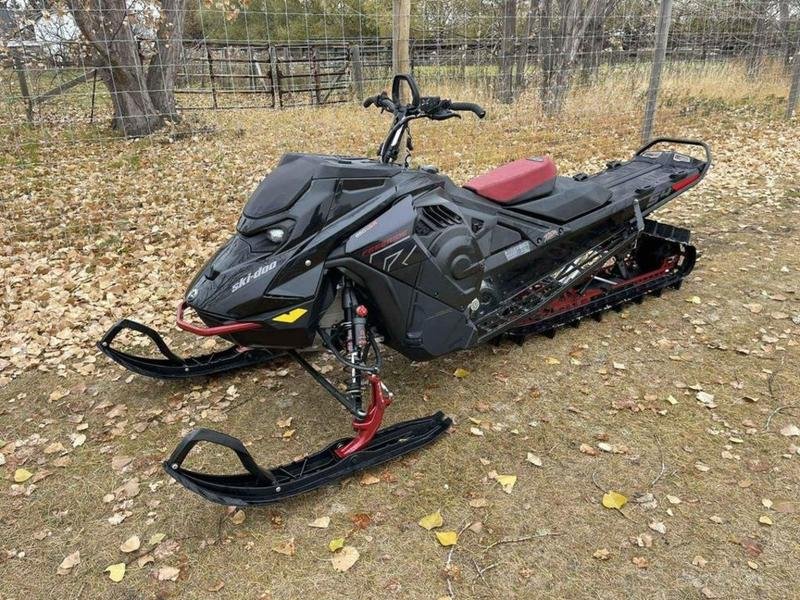 Ski-Doo MXZ 850 E-TEC Turbo R | For Sale